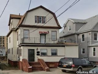 419 BEACH 66TH ST, FAR ROCKAWAY, NY 11692 Unifamiliar - Casas Reposeídas